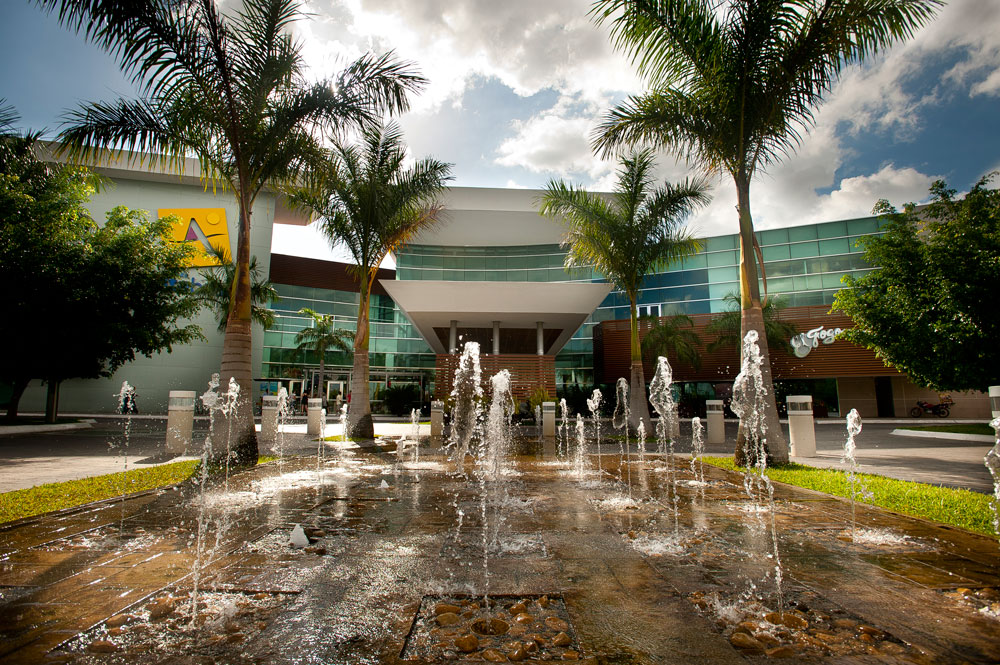 Plaza Altabrisa Merida | INMUEBLES CARSO